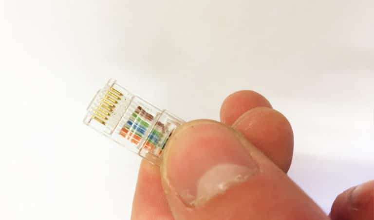 Comment créer un câble RJ45 pour la maison connectée