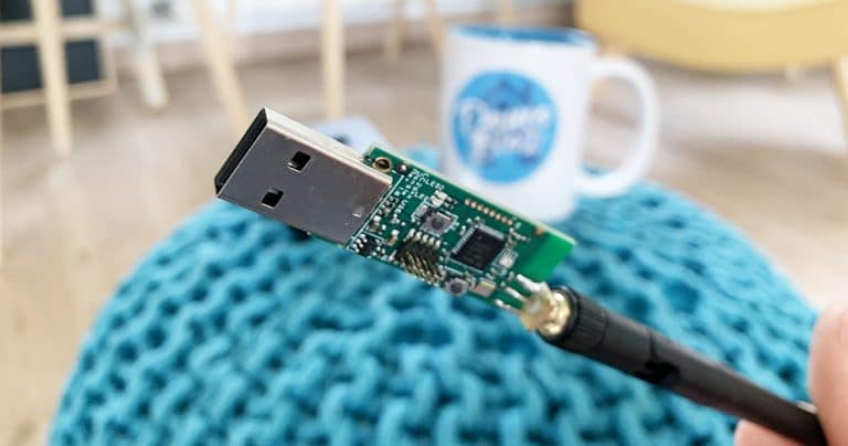 Zigbee2MQTT et Raspberry Pi 4 : Comment installer la passerelle Zigbee 3.0 DIY avec CC2531
